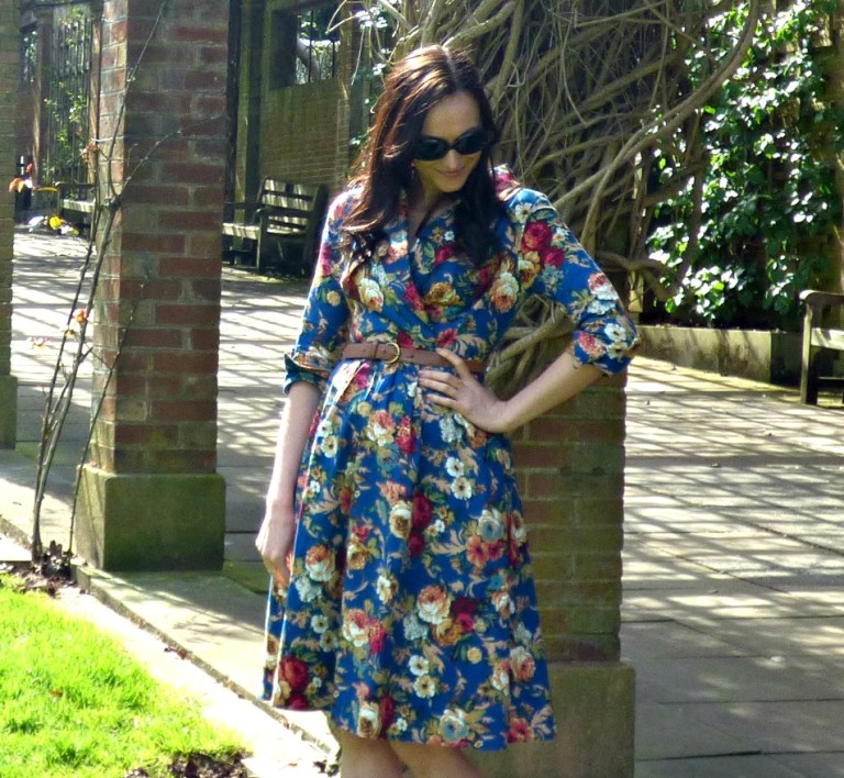 Outfit: Vivacious Vivi – Picking the Day