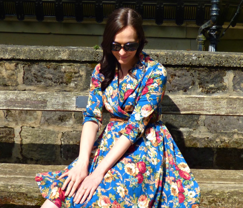 Outfit: Vivacious Vivi – Picking the Day