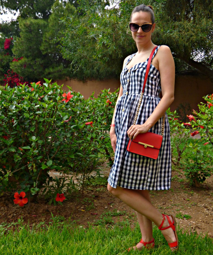 Outfit: The Perfect Pick Me Up Dress – Picking the Day